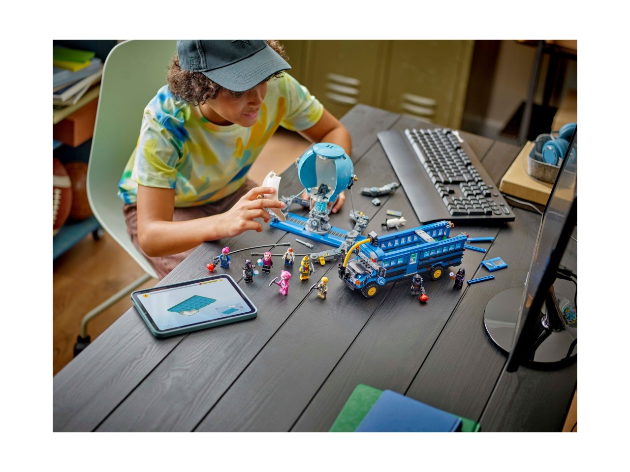 LEGO 77073 Fortnite Bus Bojowy - porównaj ceny | zklocków.pl