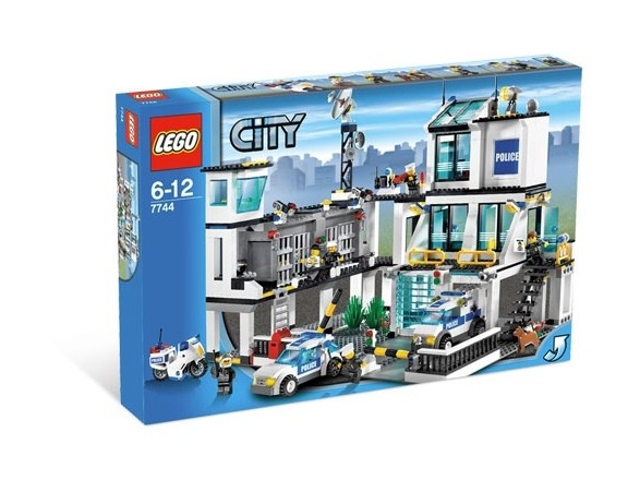 LEGO 7744 City Posterunek policji