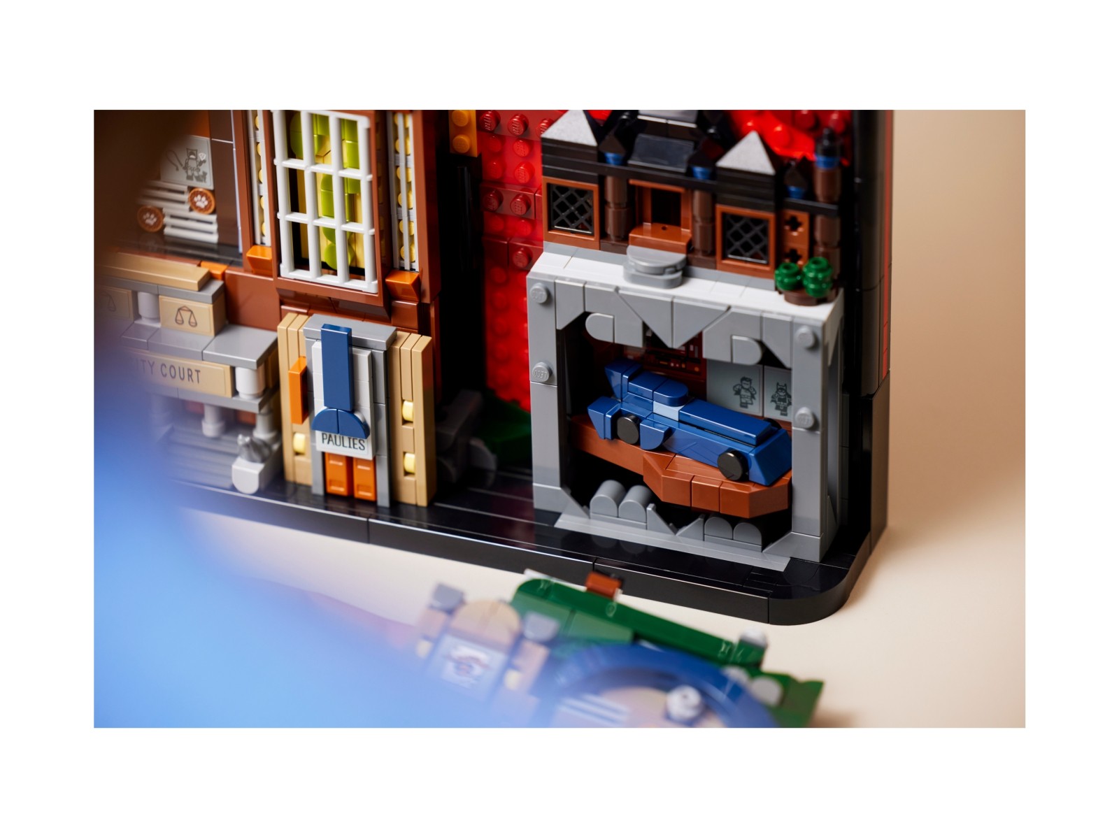 LEGO 76271 DC Batman: Gotham z serialu The Animated Series