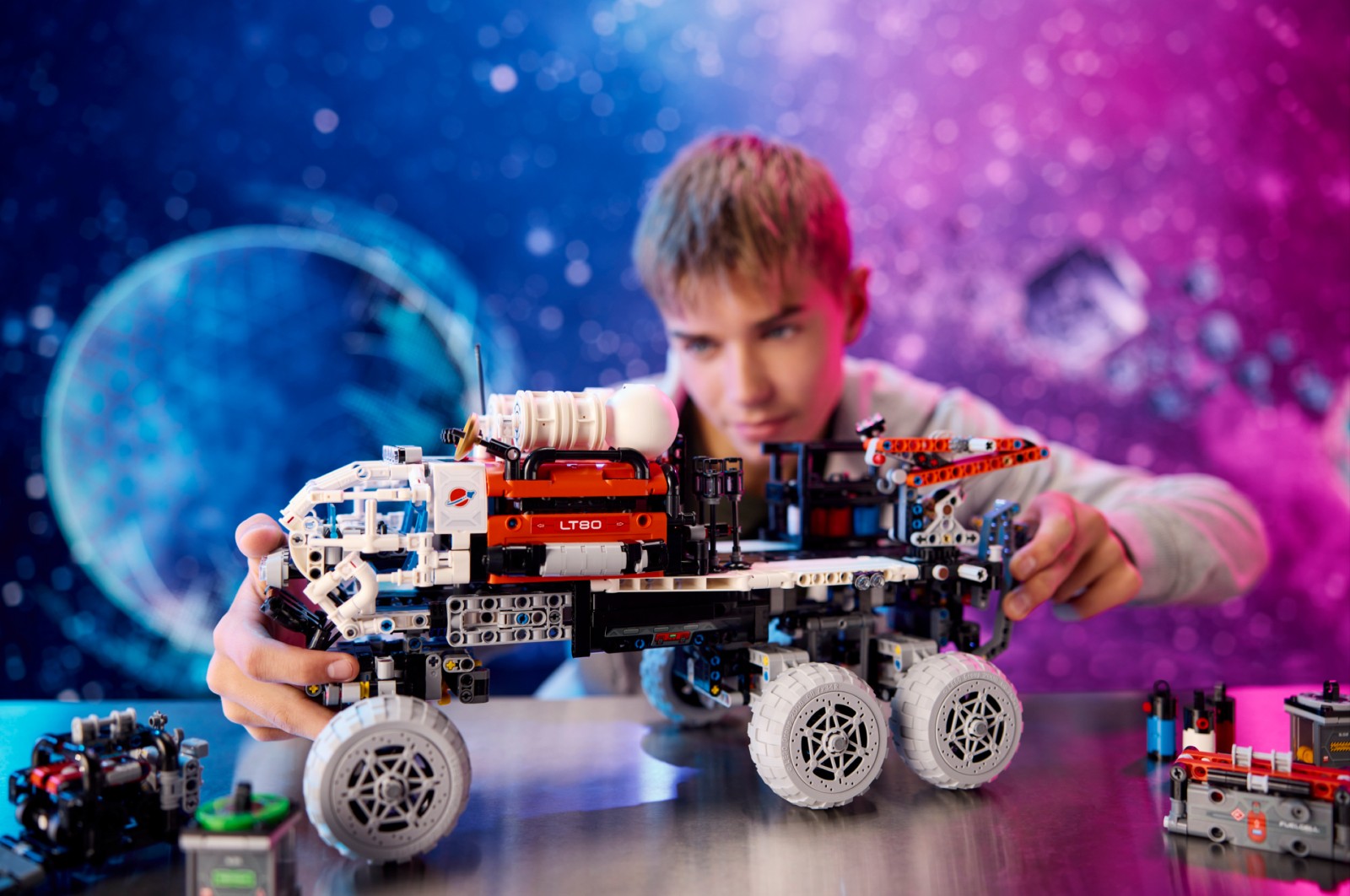 LEGO 42180 Technic Marsjański łazik eksploracyjny LEGO 42180 Technic Marsjański łazik eksploracyjny