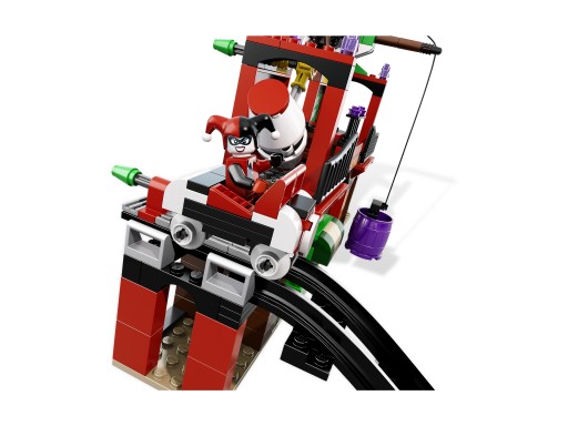 LEGO 6857 DC Comics Super Heroes The Dynamic Duo Funhouse Escape